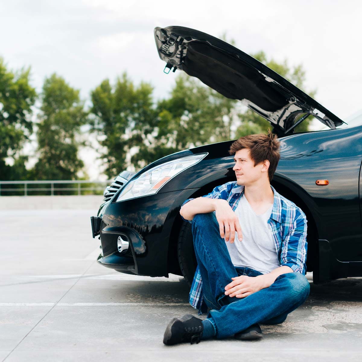 ¿Por qué mi carro no enciende si tiene batería?